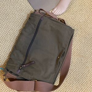 G.H. Bass & Co. | Bags | Gh Bass Laptop Bag | Poshmark